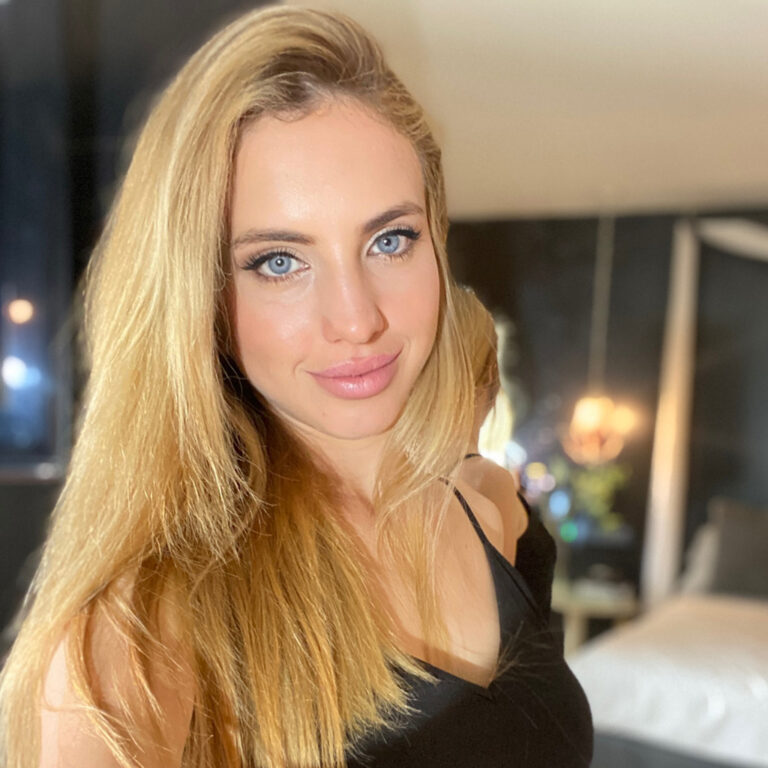 Lexie Lynn | The Ultimate Temptress of Dominance | Lexie Lynn – Submit ...